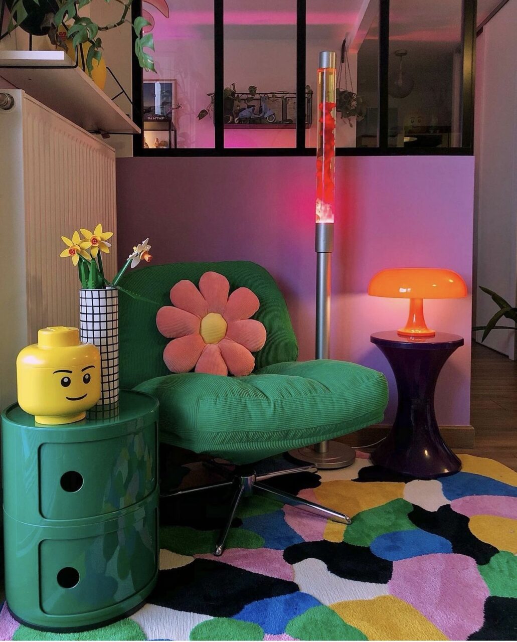 Y2K Interior: A Guide to a Unique Millennial Home Aesthetic
